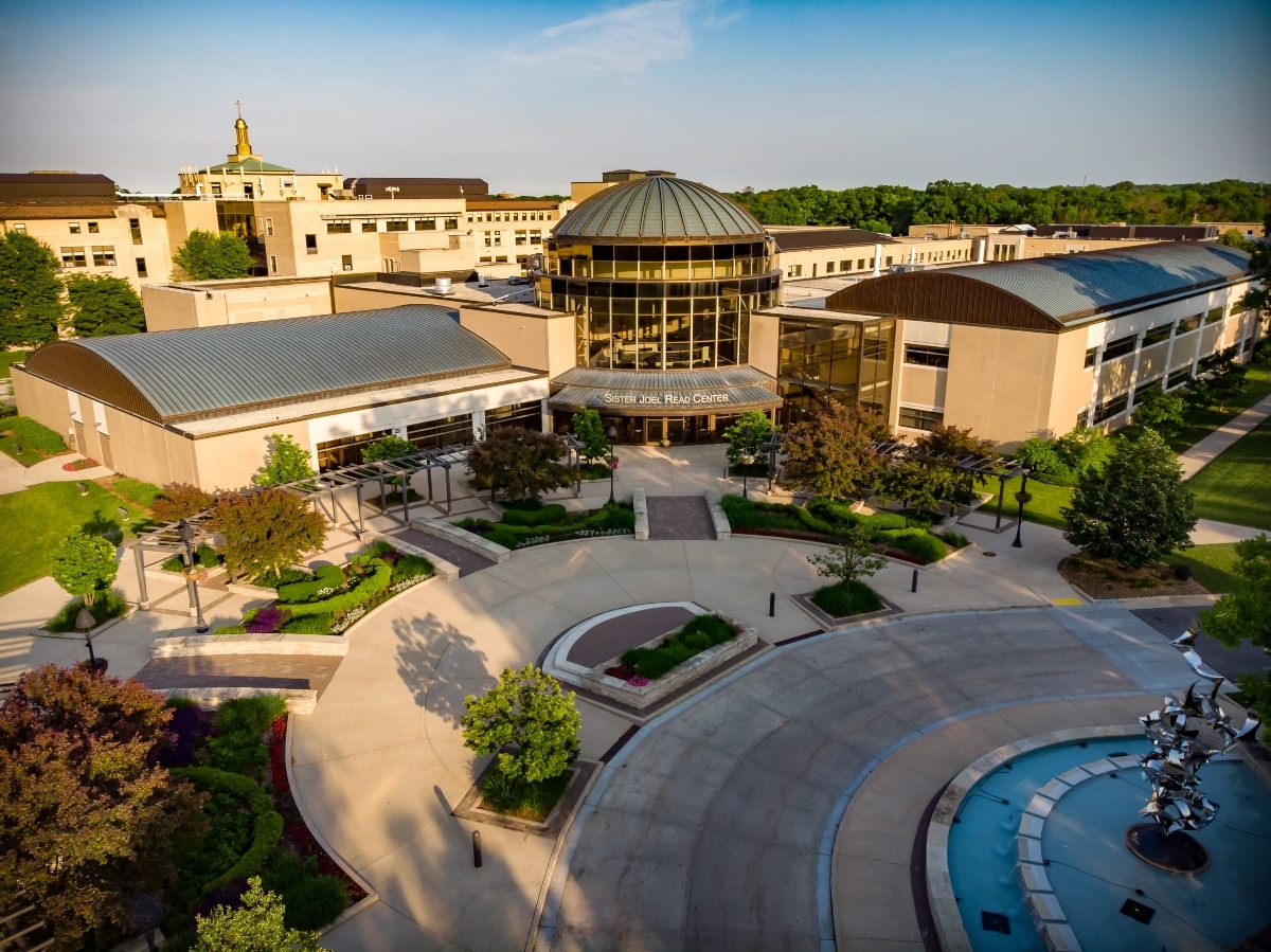 Wisconsin colleges rush to help Holy Family students transition